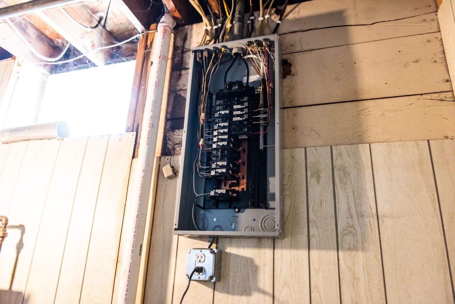 Is It Time To Upgrade Your Electrical Panel? Here’s What To Know ...